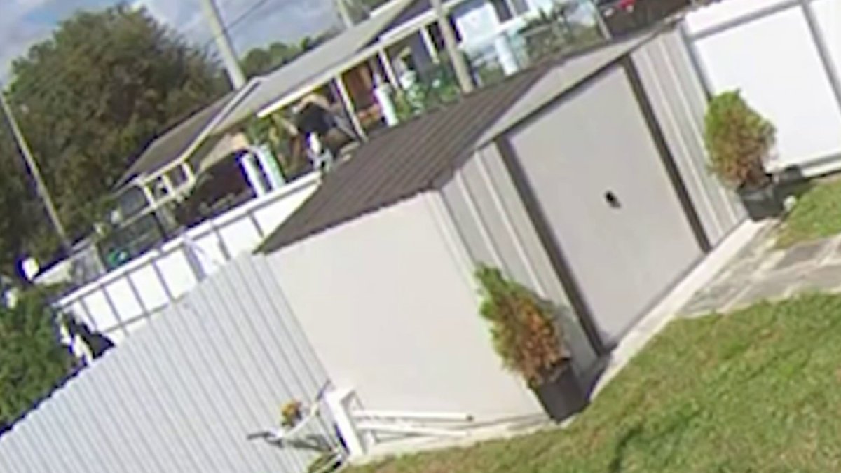 Two 19 Year Old Suspects Arrested After Miami Dade Officer Shot Nbc 6