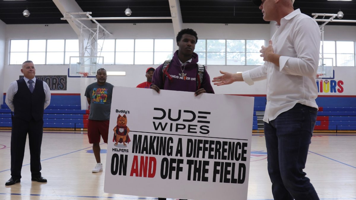 Hialeah High students and staff surprise their star football player on ...