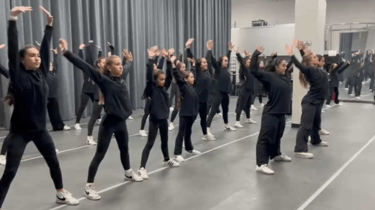 Kendall dance group prepares for Macy’s Thanksgiving Day Parade – NBC 6 ...