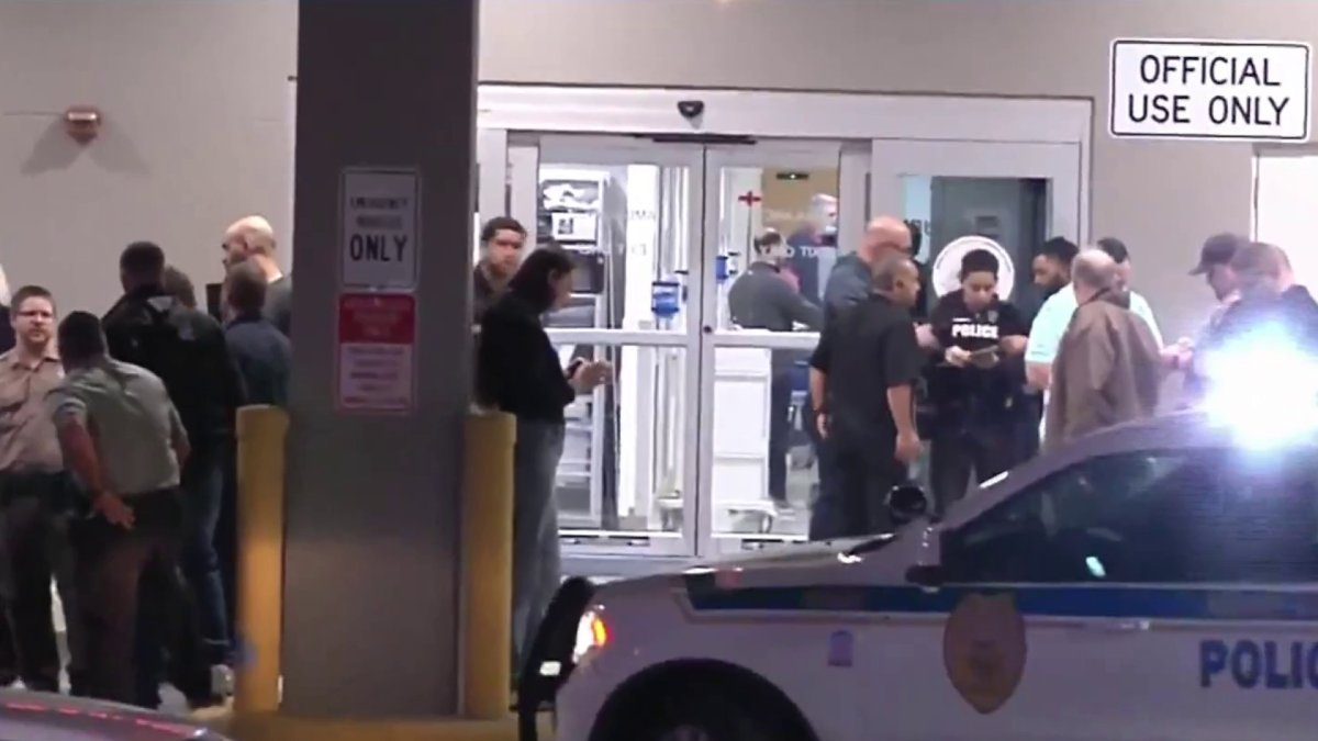 Three MDPD officers rushed to the hospital after shooting in SW Miami ...