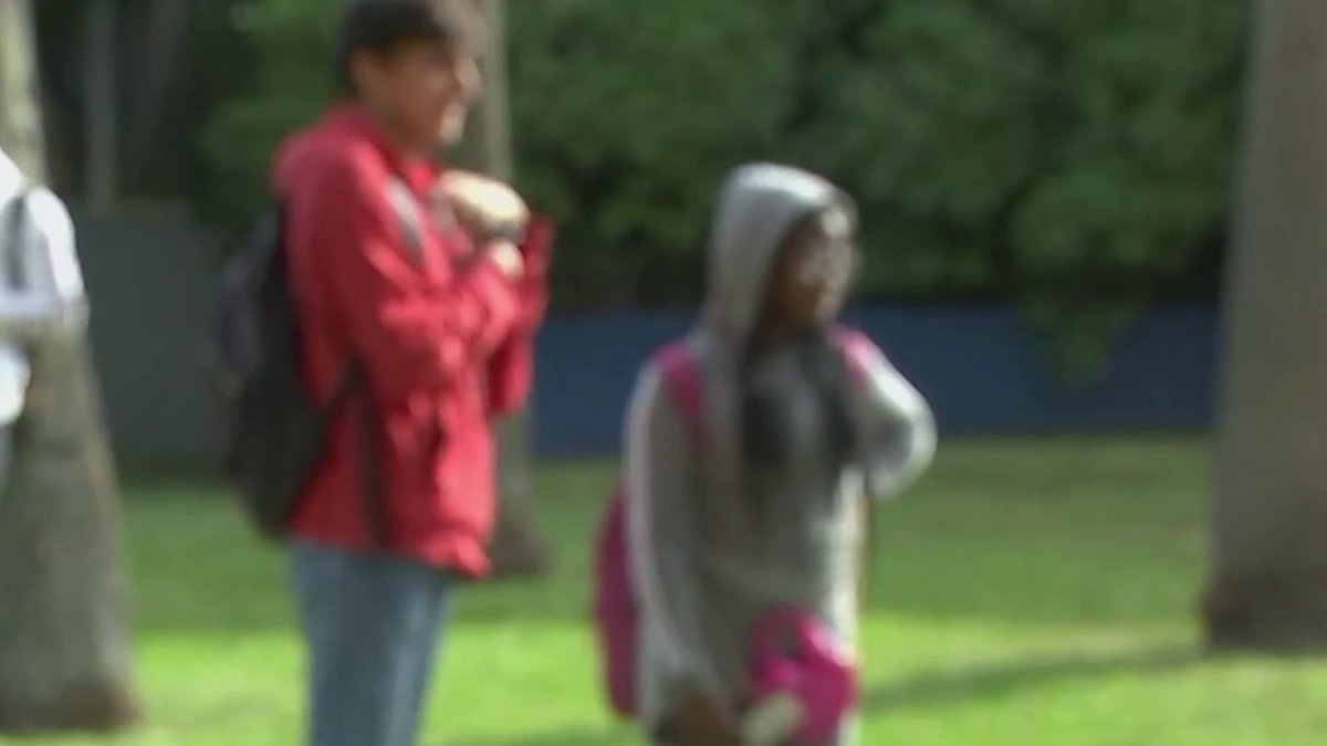 Students react after loaded gun found at Stranahan High School – NBC 6 South Florida