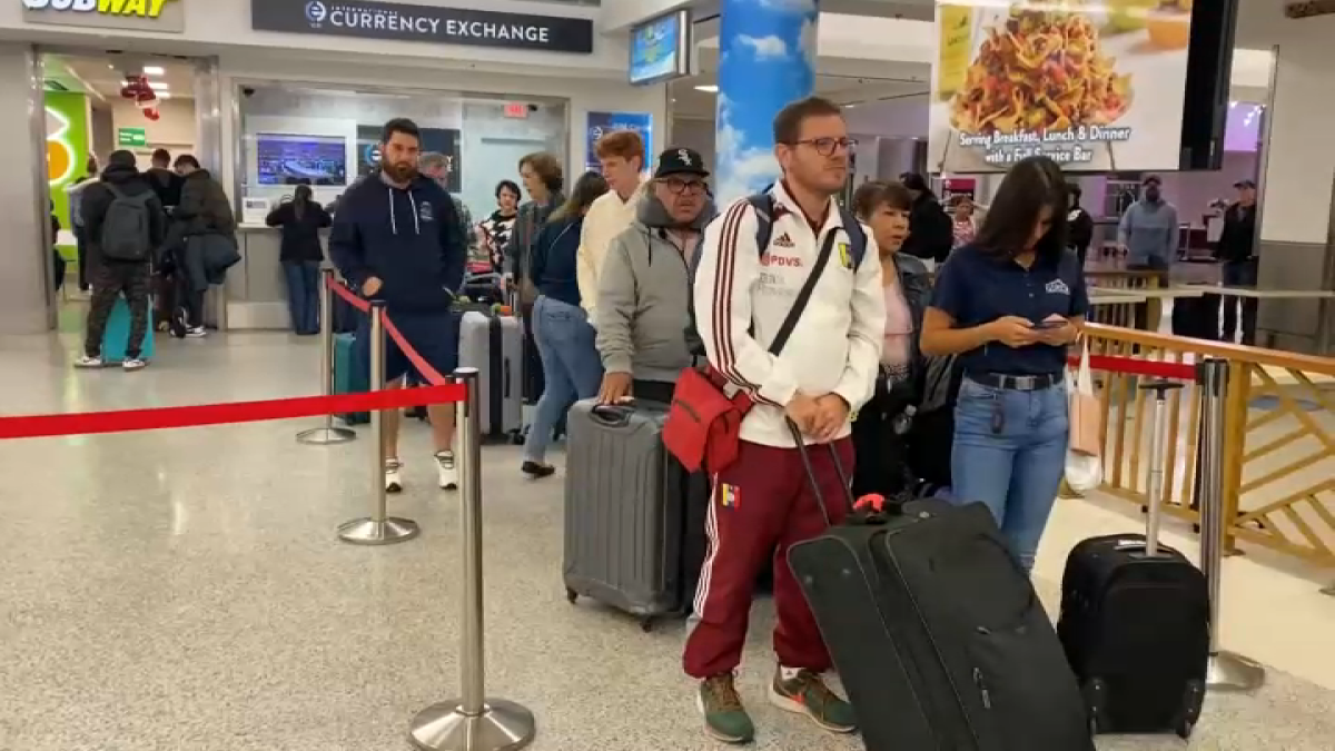 Delays and cancelations at South Florida airports over bad weather ...