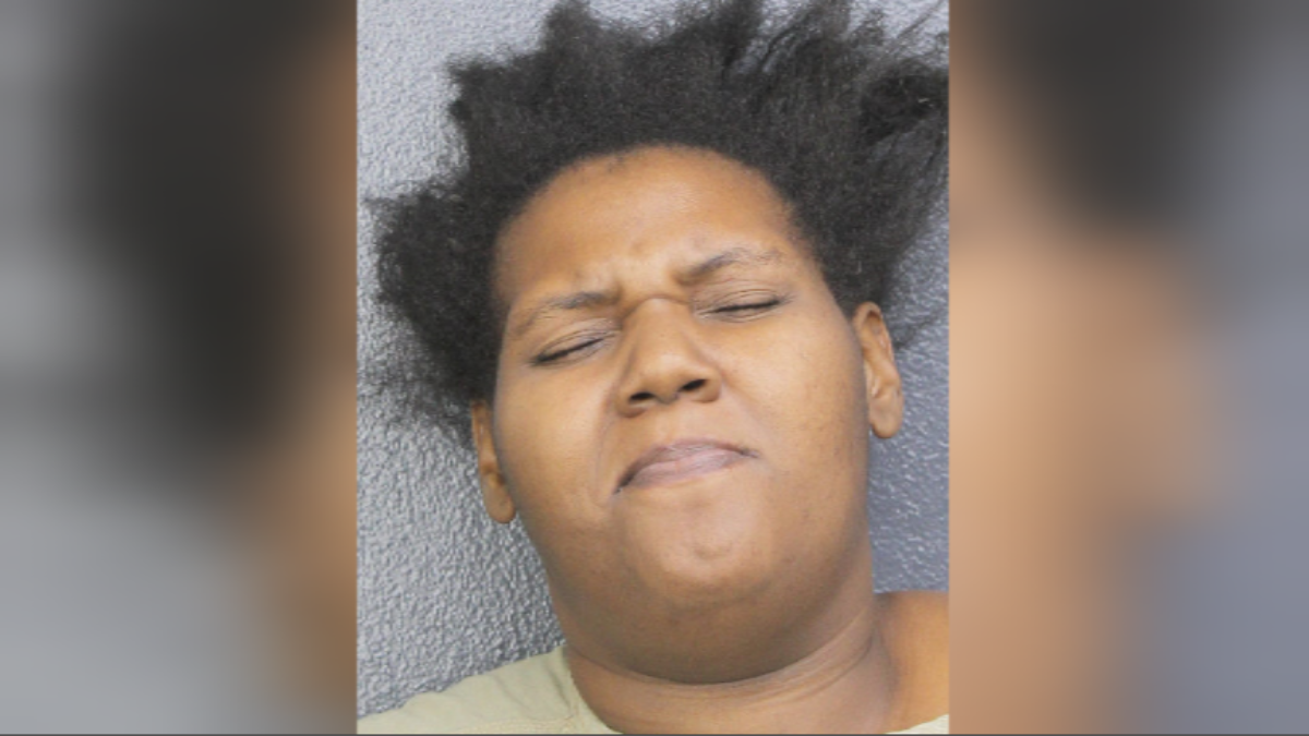 Police identify tequila-stealing woman who pepper sprayed Walgreens ...