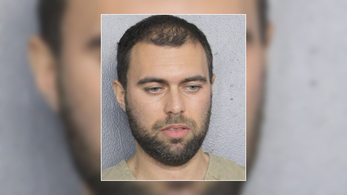 Drunk, naked man seen walking in Fort Lauderdale airport terminal ...