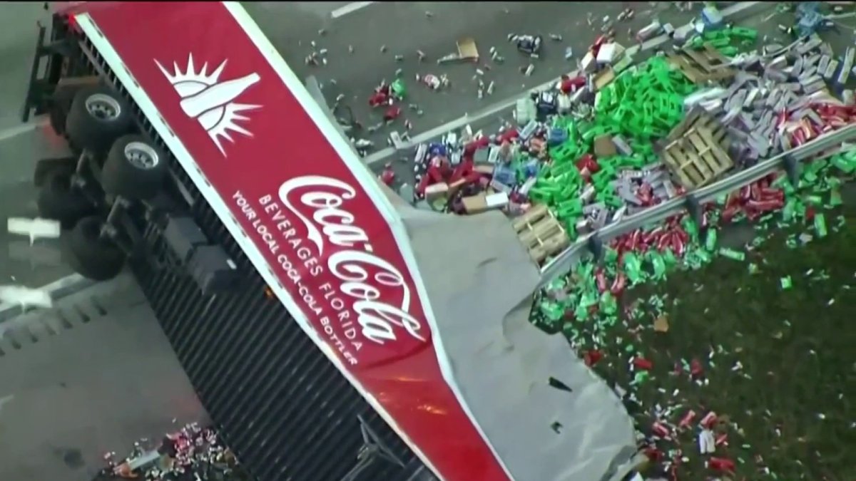 1 hospitalized after rollover crash involving Coca-Cola truck on I-95 ...