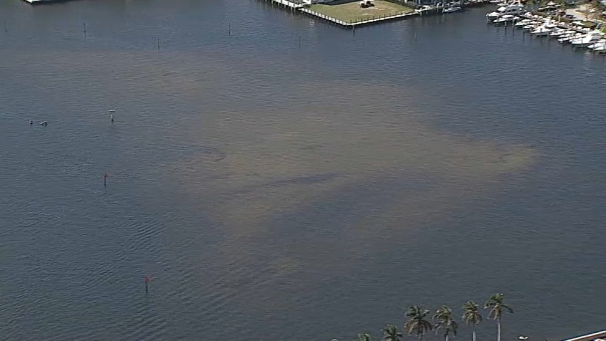 Officials investigate fuel spill along New River in Fort Lauderdale ...