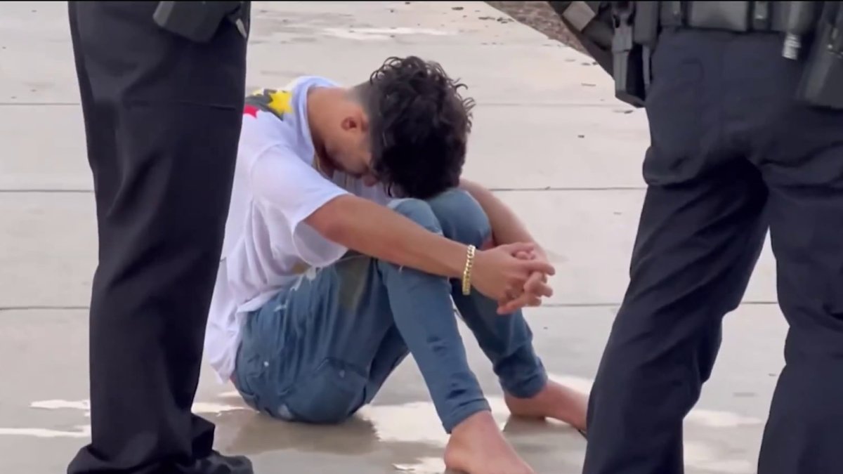 Suspected drunk driver arrested after car plunges into water in Miami ...