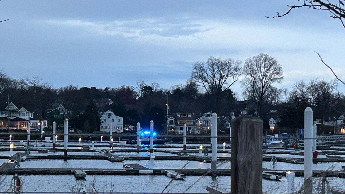 High schoolers rescued after boats capsize in Westport – NBC 6 South ...