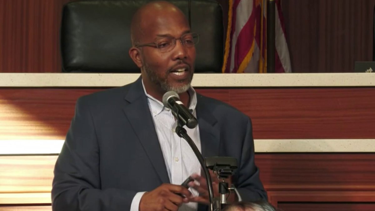 Lauderhill leaders address public safety concerns at HOA event – NBC 6 ...