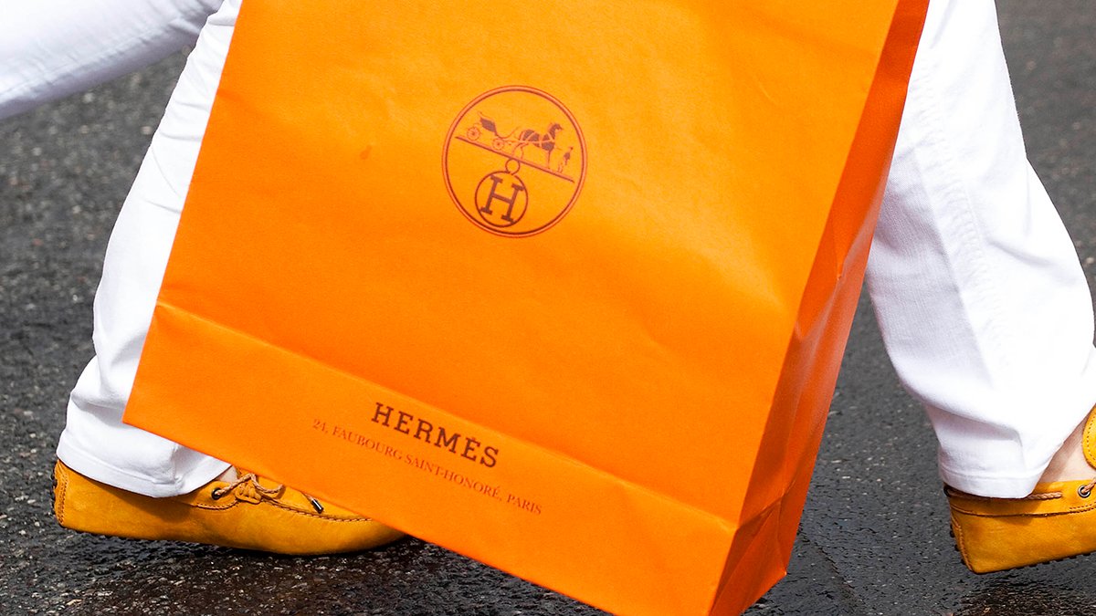 Man arrested in $1.8 million Hermès handbag heist at Miami Beach hotel ...