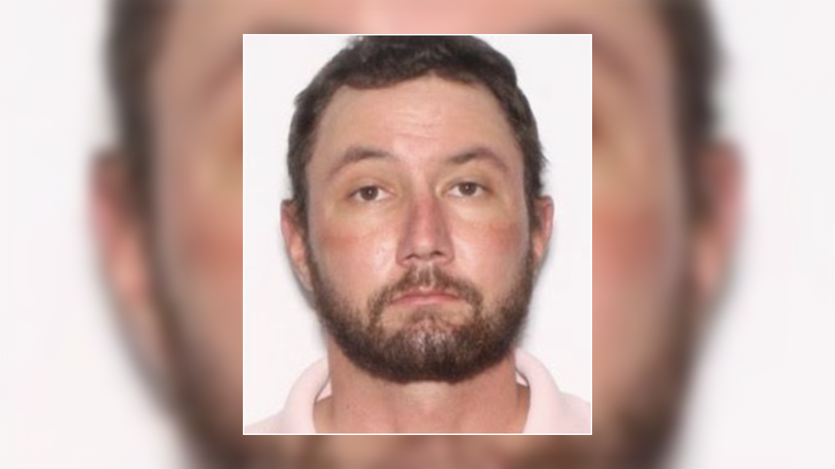 Video shows gunman who opened fire on North Miami Beach cop in ‘ambush ...