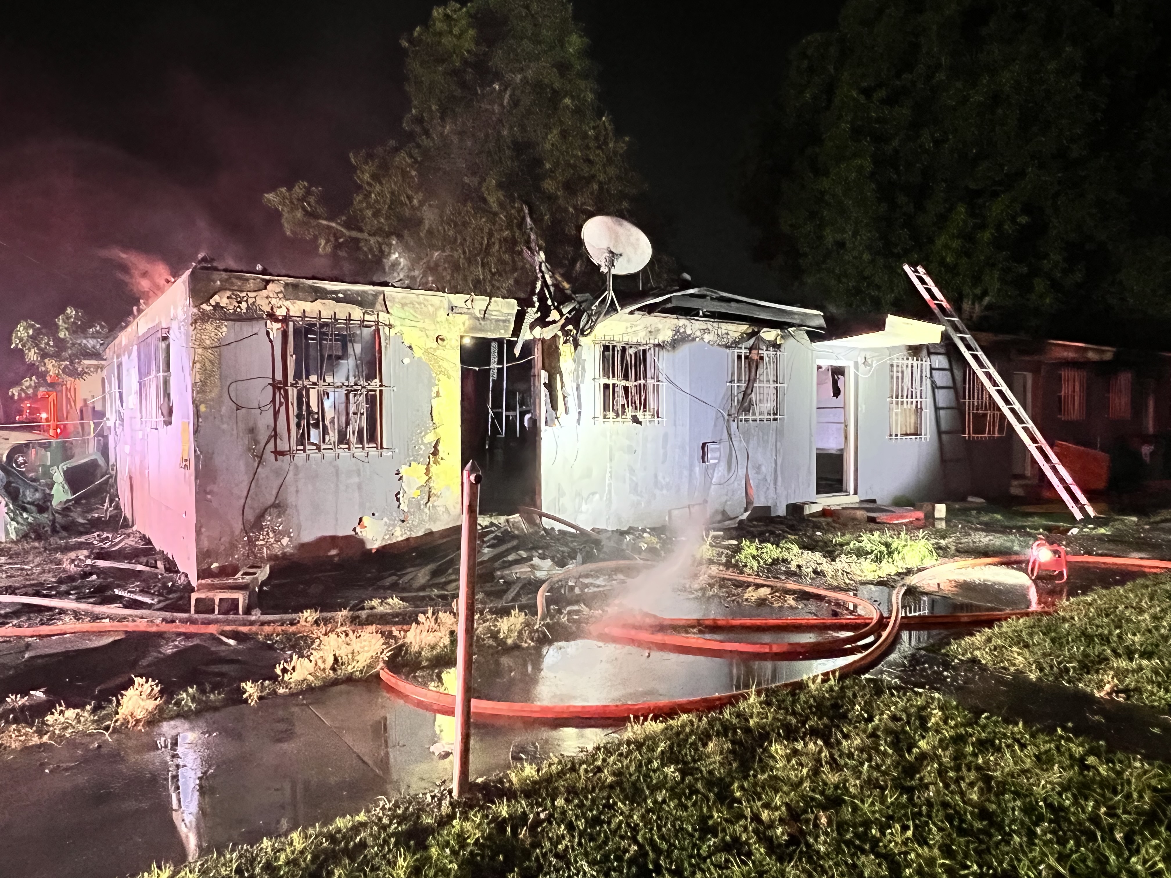 Firefighters battle massive flames after fire breaks out at Miami ...