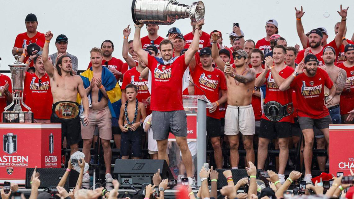 Panthers victory parade underway despite stormy weather – NBC 6 South ...