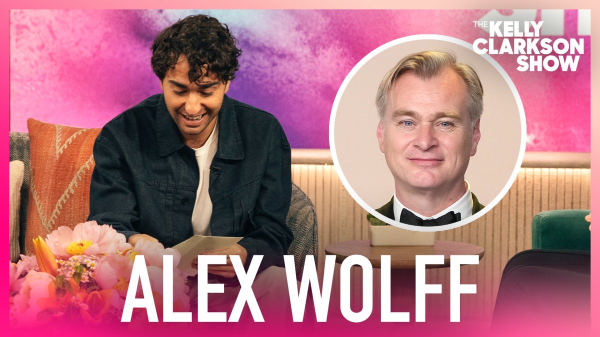 Kelly Clarkson surprises Alex Wolff with a note from Christopher Nolan ...