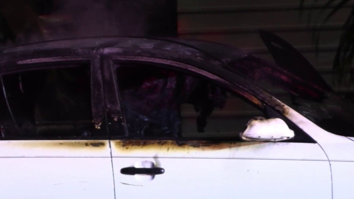 Authorities respond to two cars on fire in Miami – NBC 6 South Florida