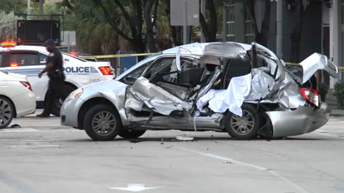 Crash in downtown Miami leaves person dead – NBC 6 South Florida