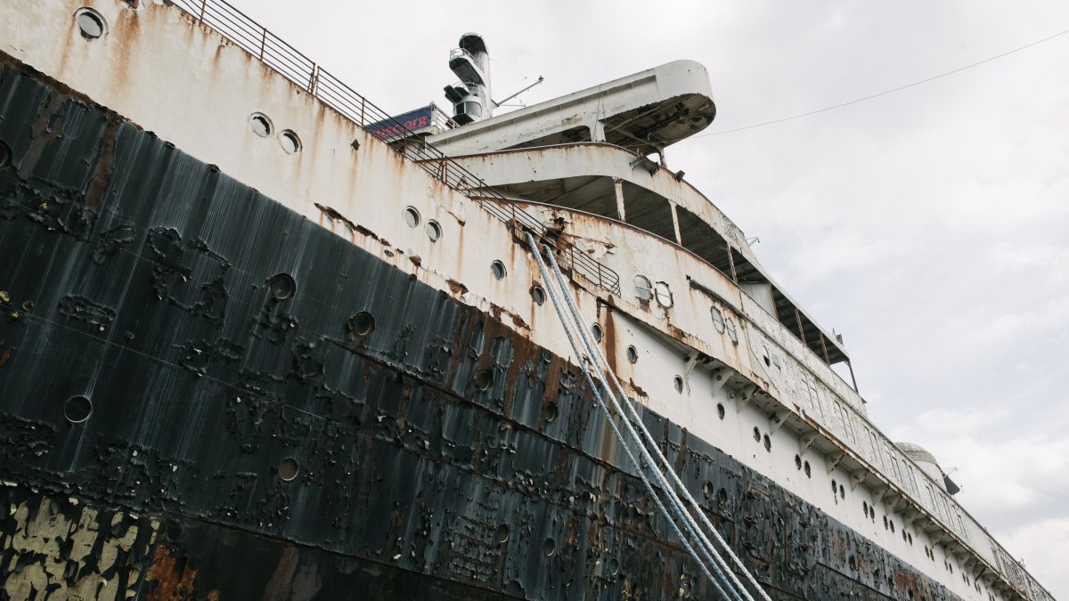 Florida county’s plan to turn historic ship into world’s largest ...