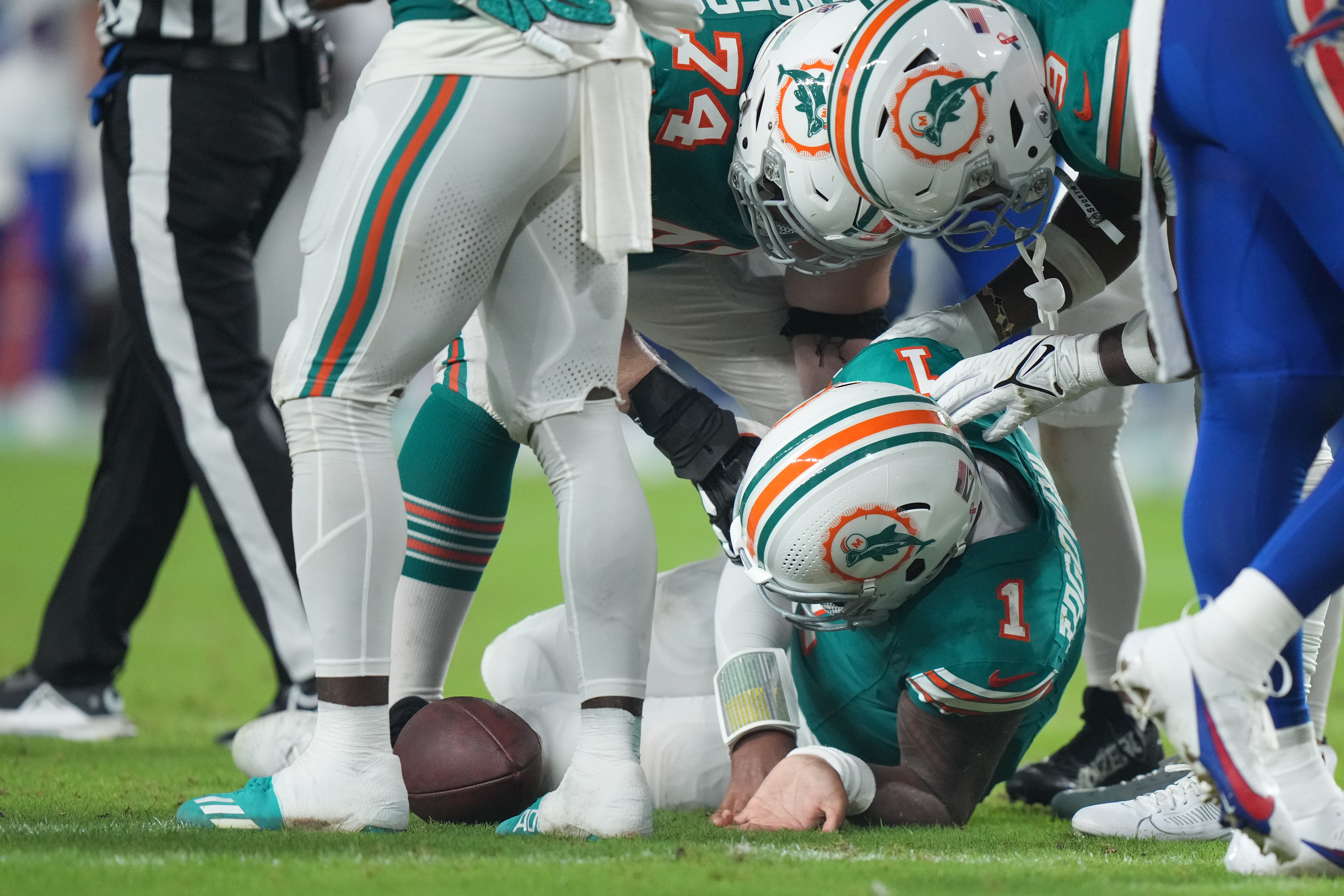 How does NFL concussion protocol work? – NBC 6 South Florida