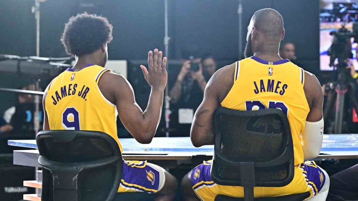 First look at LeBron James and Bronny James in Lakers uniforms – NBC 6 ... First look at LeBron James and Bronny James in Lakers uniforms – NBC 6 ...
