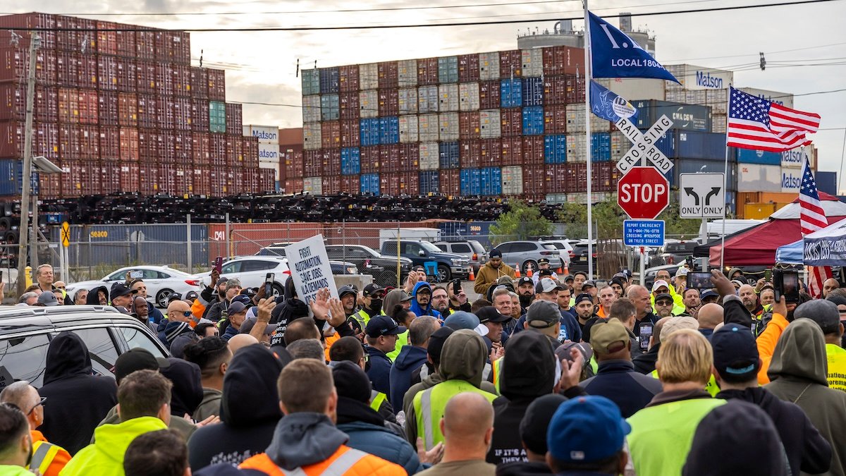 ILA dockworkers go on strike from Maine to Texas – NBC 6 South Florida