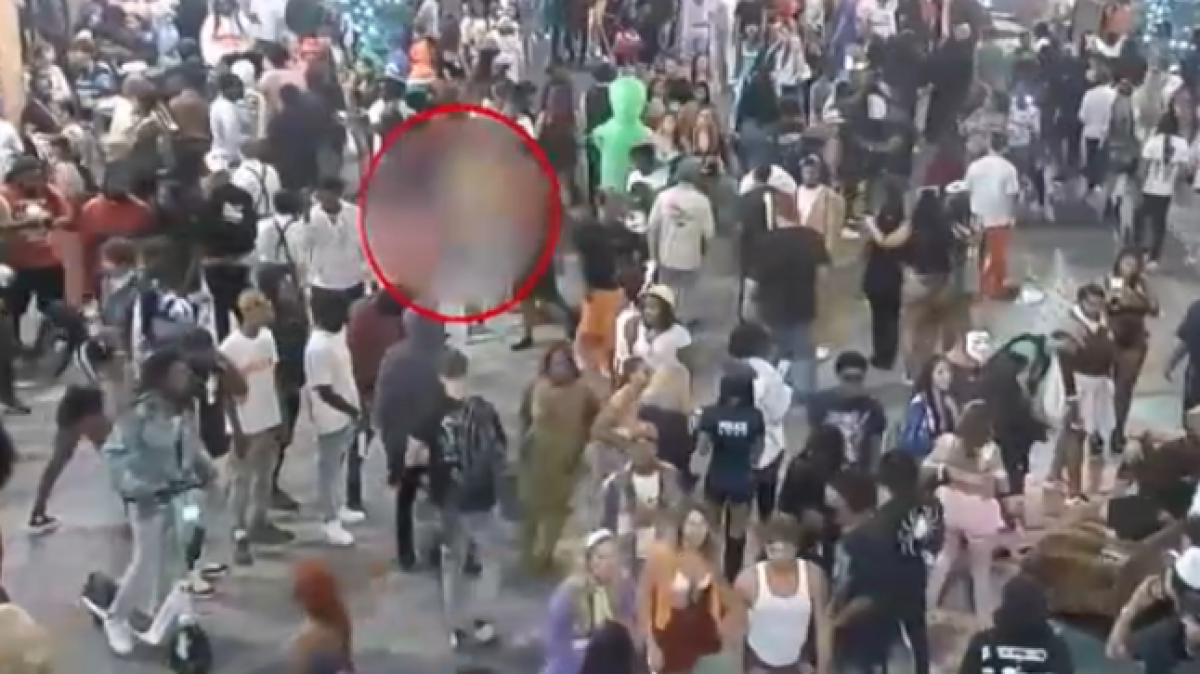 Videos show downtown Orlando mass shooting that left 2 dead, 7 hurt ...