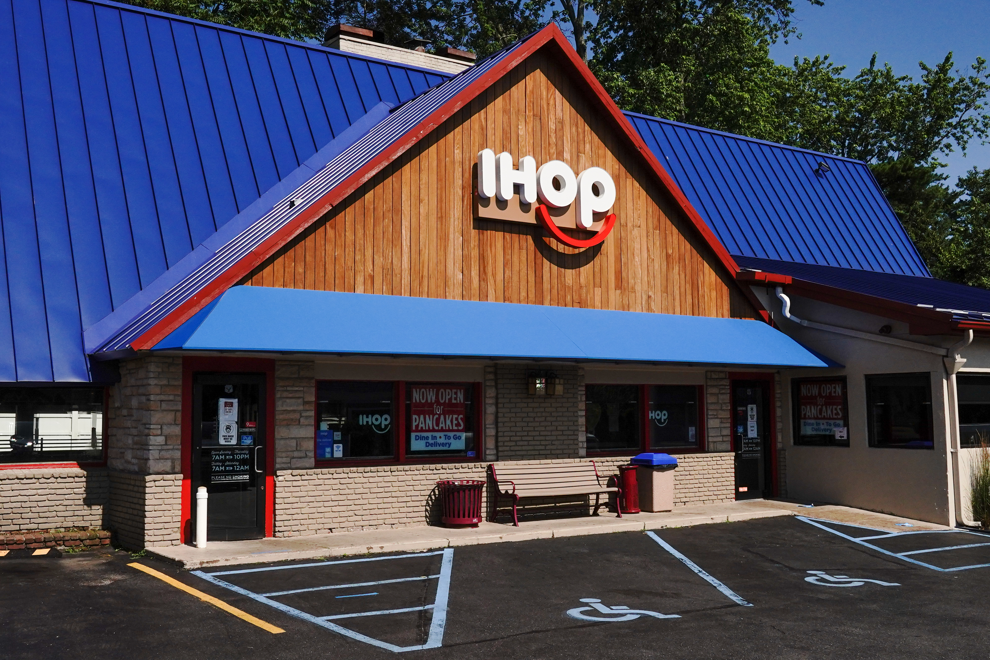 IHOP worker says she was fired for feeding homeless man – NBC 6 South ...