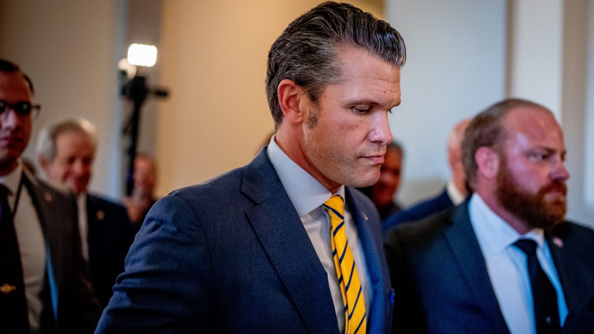 Trump’s pick for defense secretary, Pete Hegseth, is in peril in Senate ...
