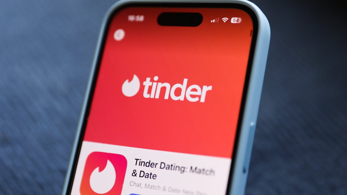 When is the best time to swipe on Tinder? Dating Sunday – NBC 6 South Florida