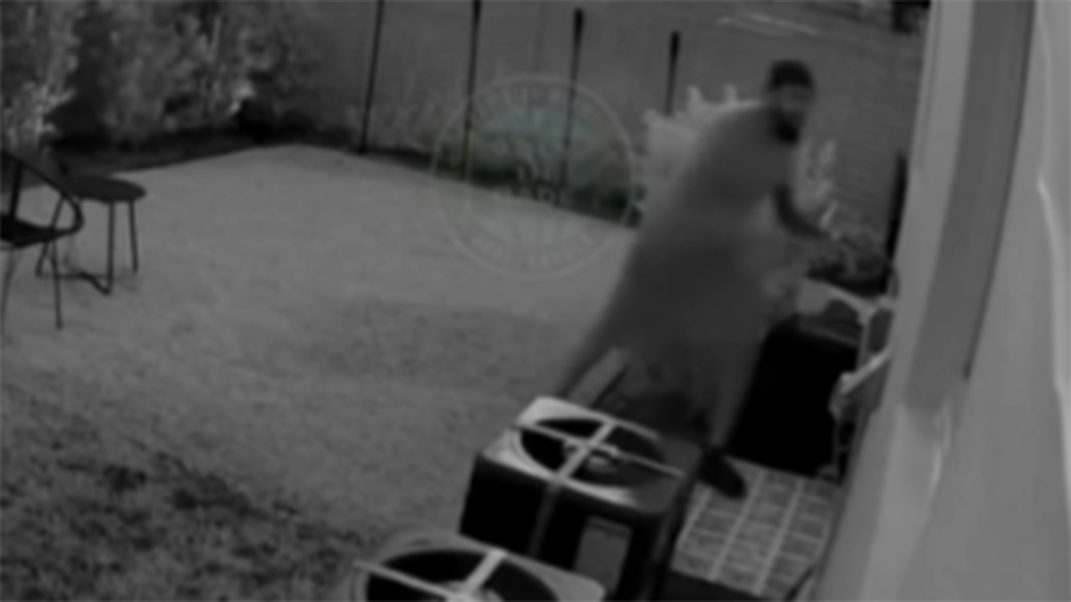 Man arrested after allegedly peering into woman’s window in Miami – NBC ...
