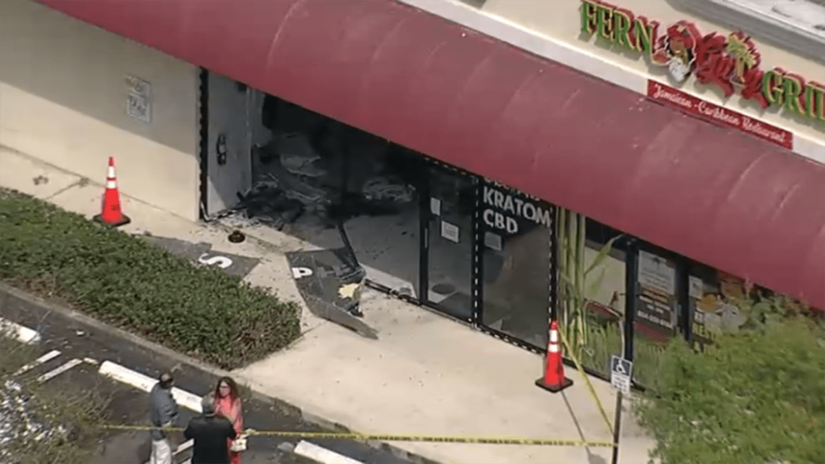Person hospitalized after car crashes into smoke shop in Pompano Beach ...