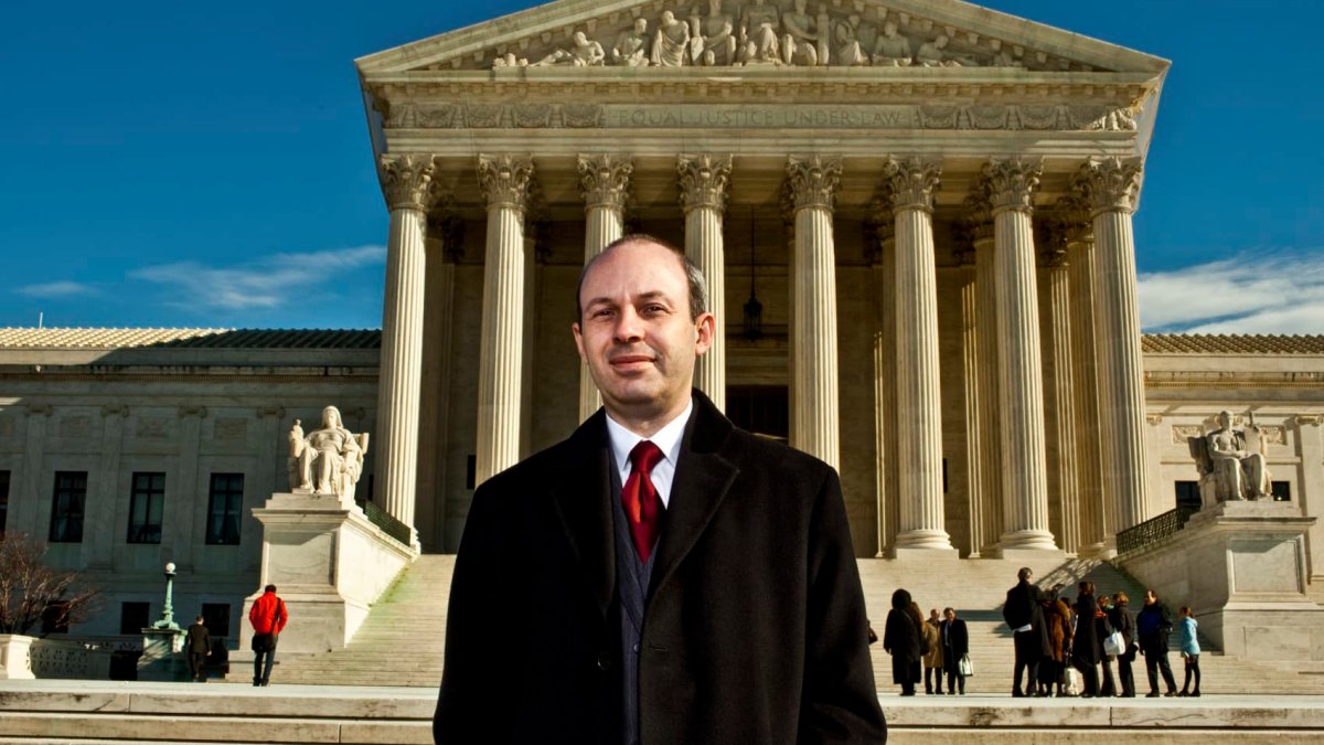 Supreme Court lawyer Tom Goldstein jailed as flight risk after ...