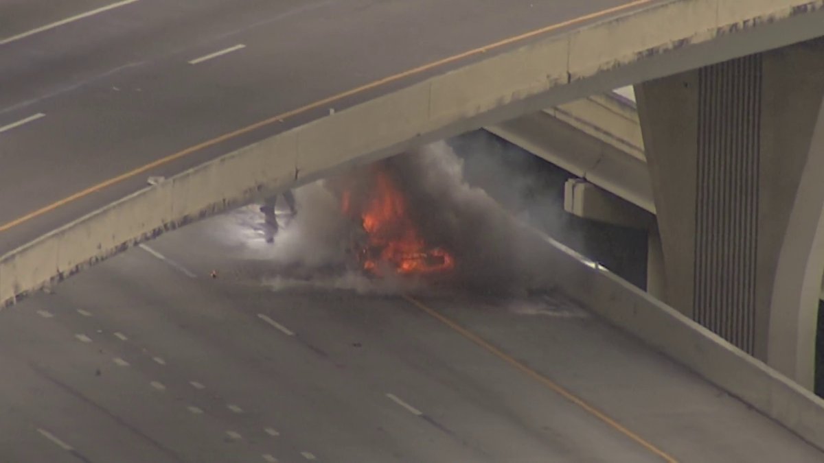 Video shows car on fire on I-595 in Broward County – NBC 6 South Florida