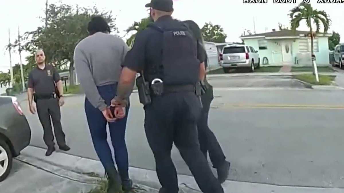 Shocking video shows ex-girlfriend shooting police officer in the head ...