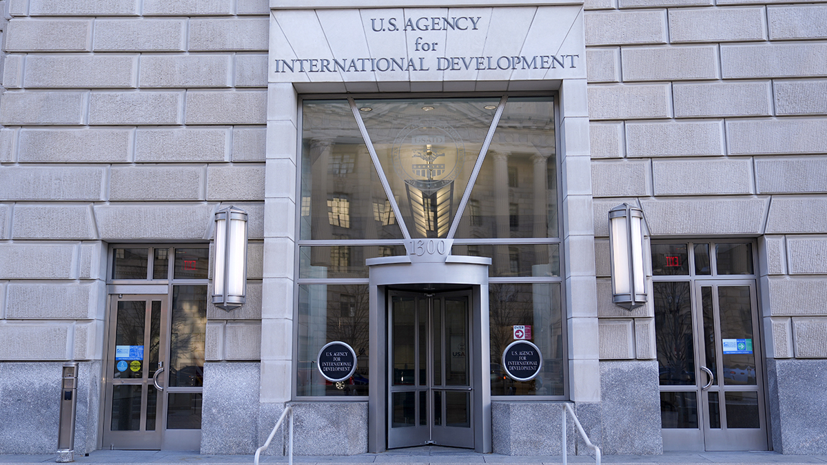 USAID offices blocked after Musk says Trump agreed to shutdown – NBC 6 ...