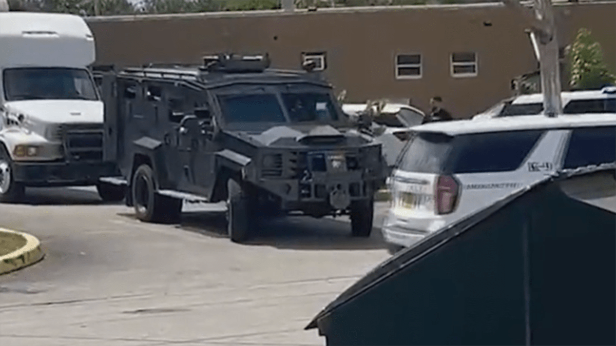 5 accused of dealing drugs at Hialeah motel where they live with kids ...