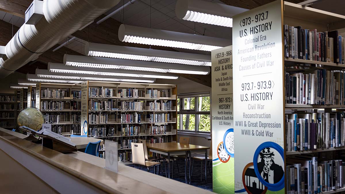 Lawsuit over removal of school library books in Florida moves ahead ...
