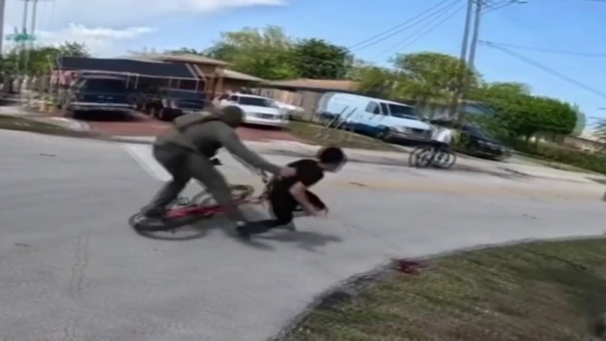 BSO deputy hits boy on bike with car before forcing him to the ground ...