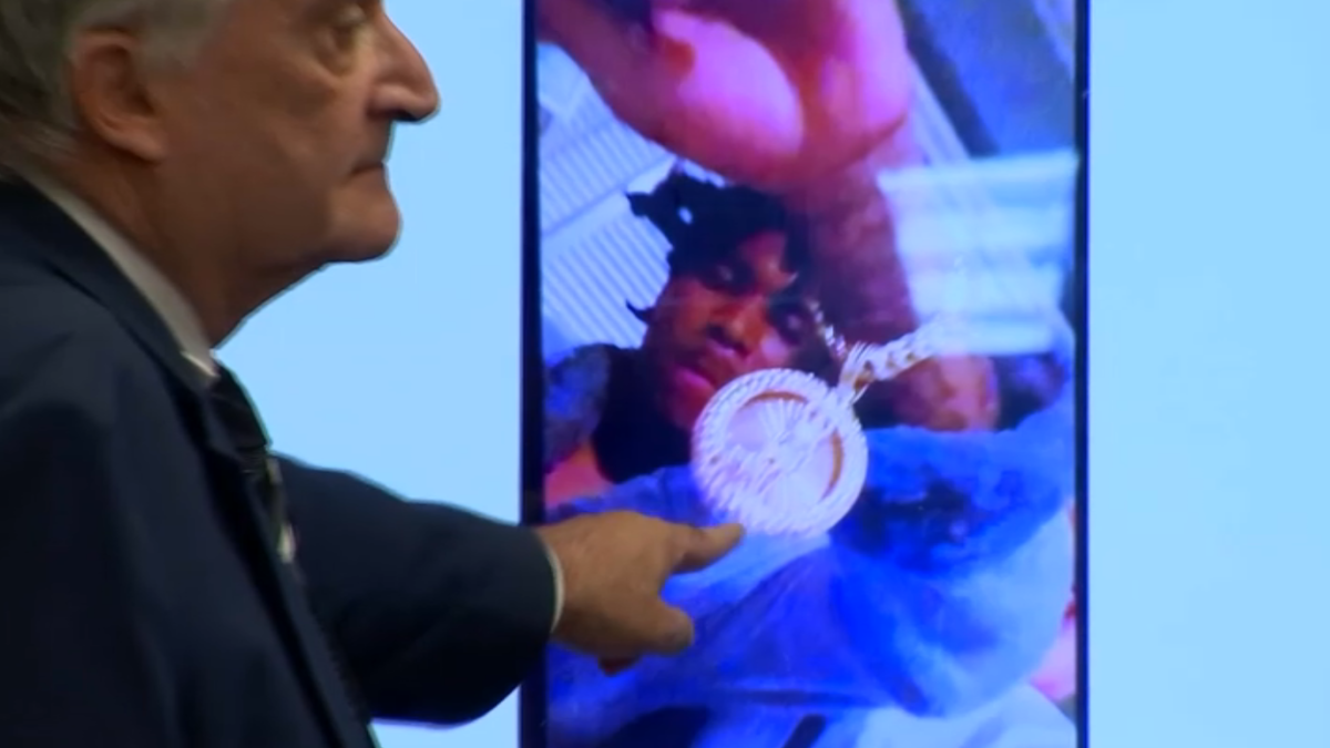 Suspect took selfies with gold chain he killed man for in North Miami ...