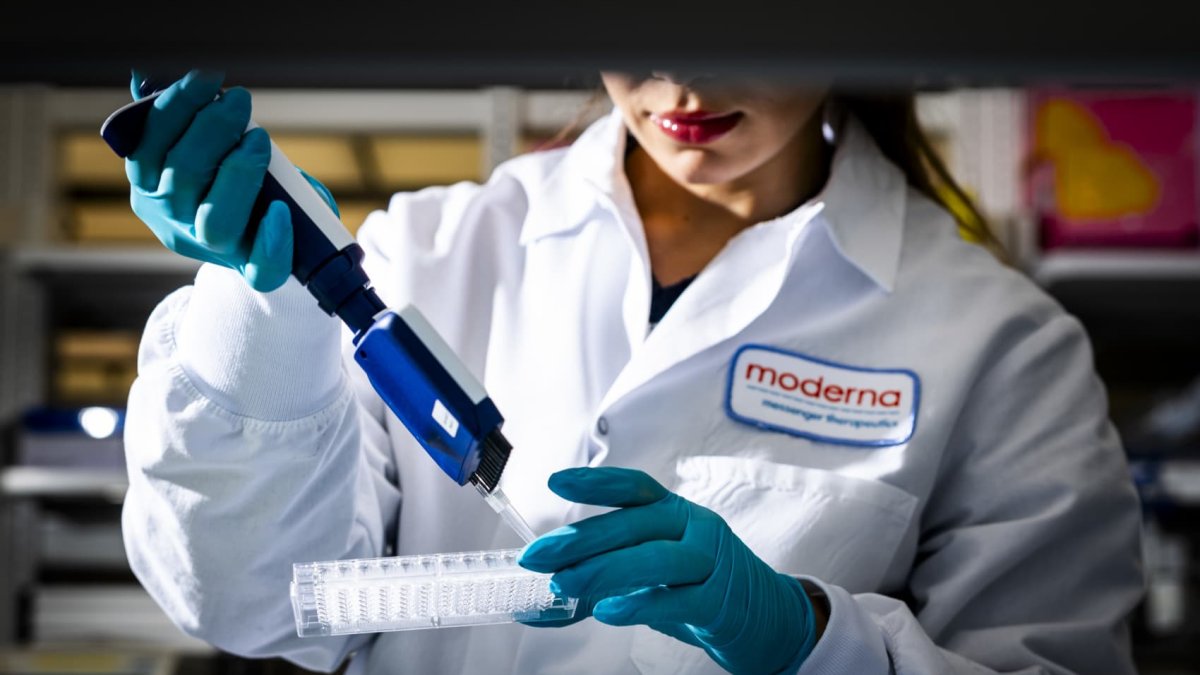 Pandemic darlings Moderna, BioNTech are now on two different paths ...