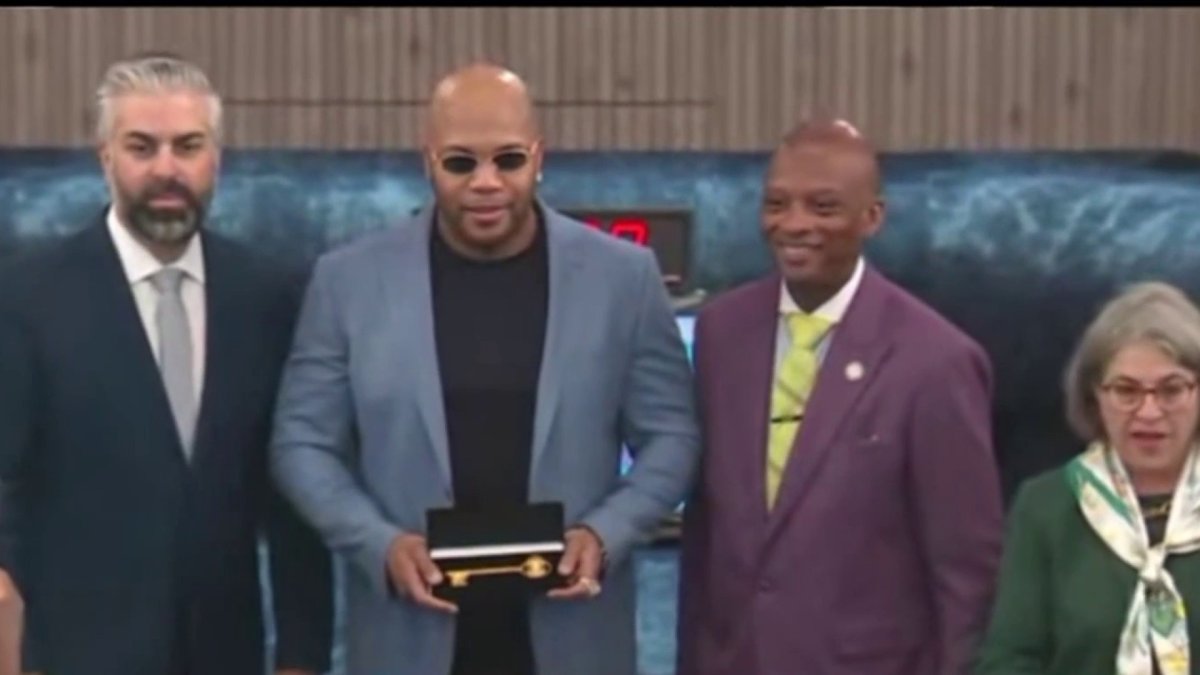 WATCH: Rapper Flo Rida gets a key to Miami-Dade County – NBC 6 South ...