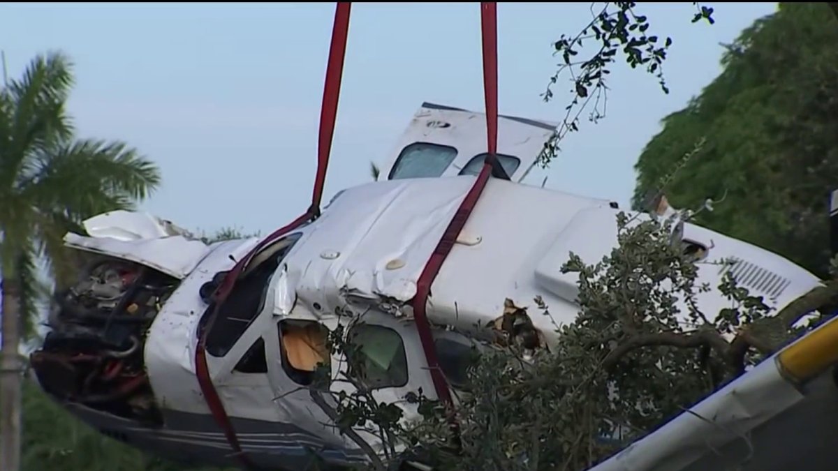 Crews remove plane after it crashed in Pembroke Pines – NBC 6 South Florida