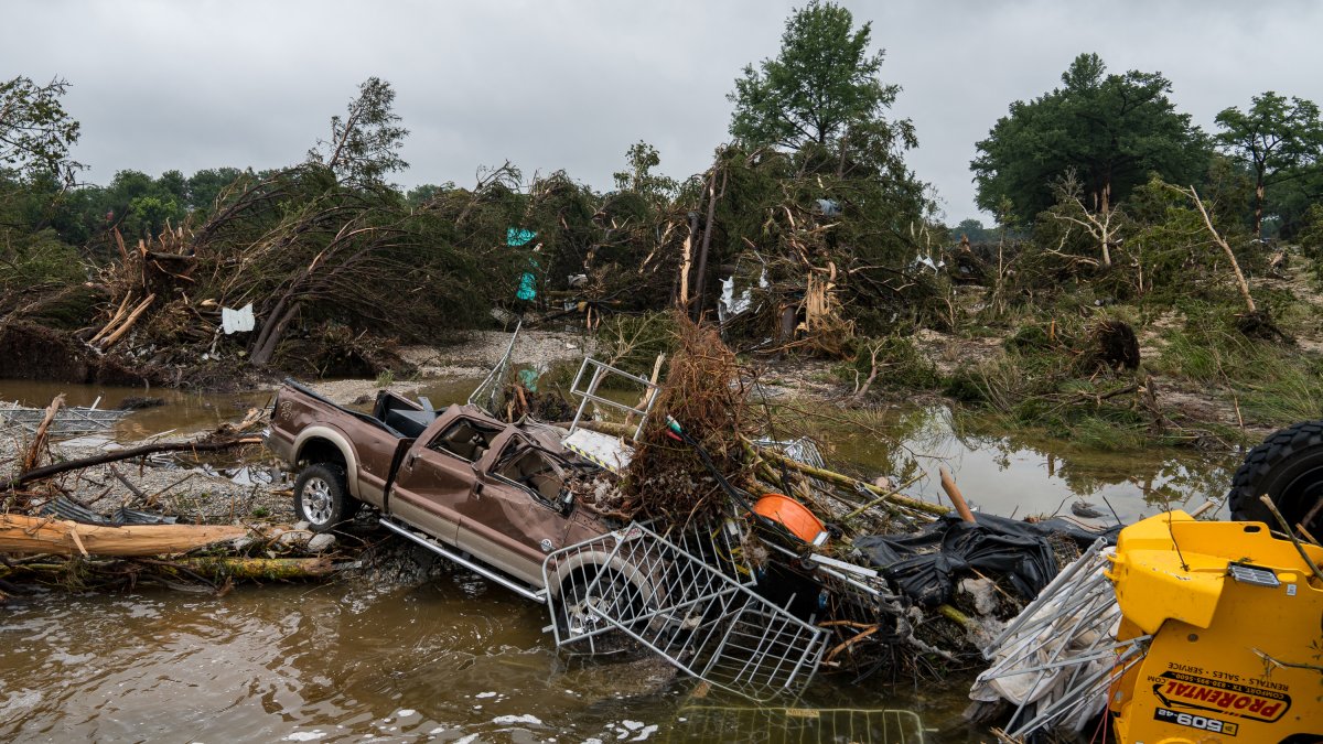 Man tries to ‘hold it together’ with 5 family members missing amid ...