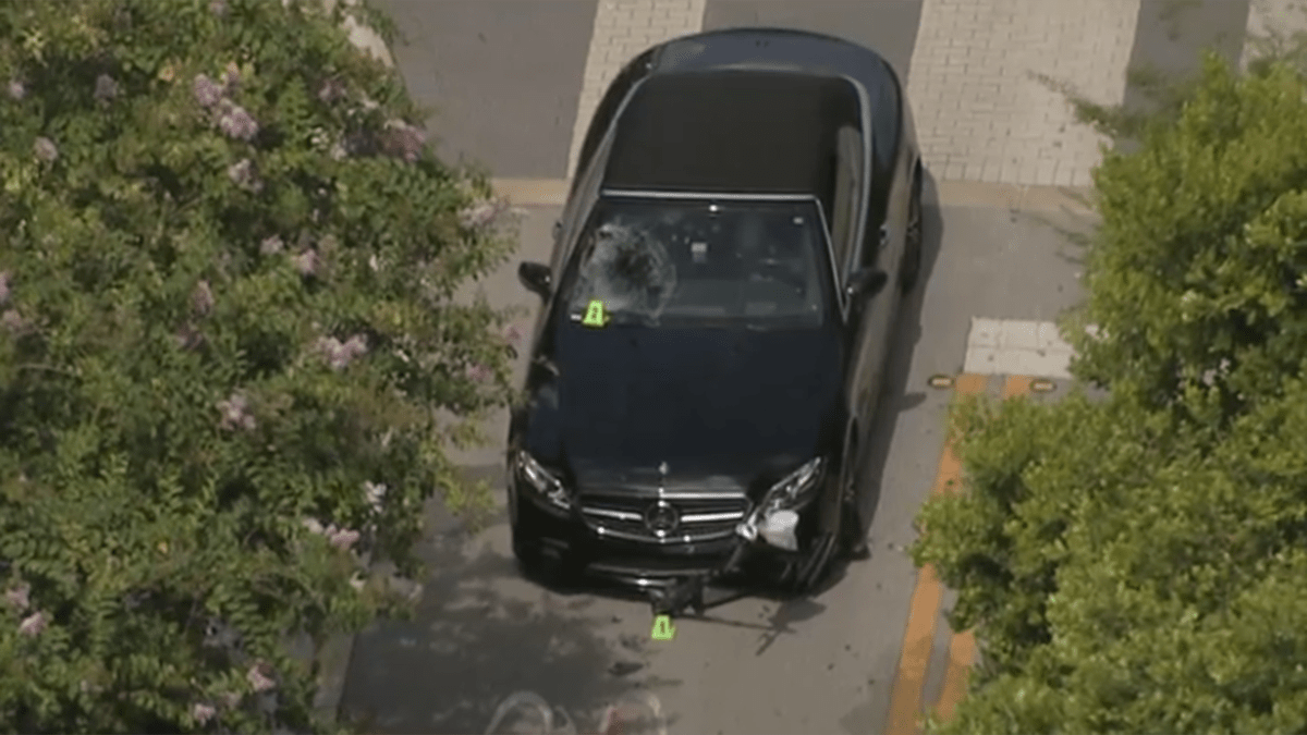 Electric scooter driver dies after Miami Beach crash involving car ...