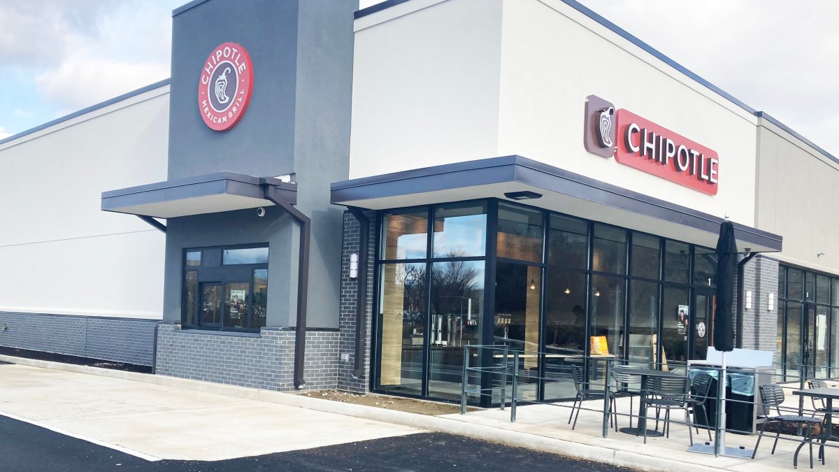 Chipotle is offering free food today: How to score the deal – NBC 6 ...