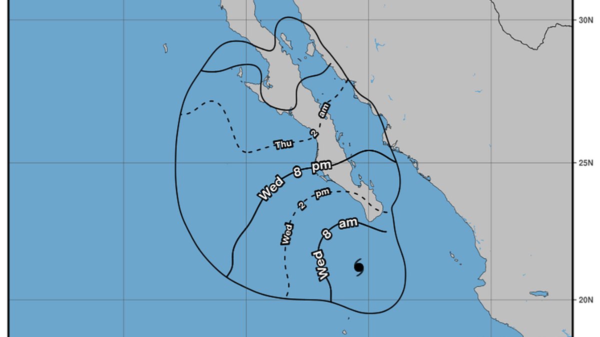 Lorena becomes a hurricane off the western coast of Mexico as Kiko ...