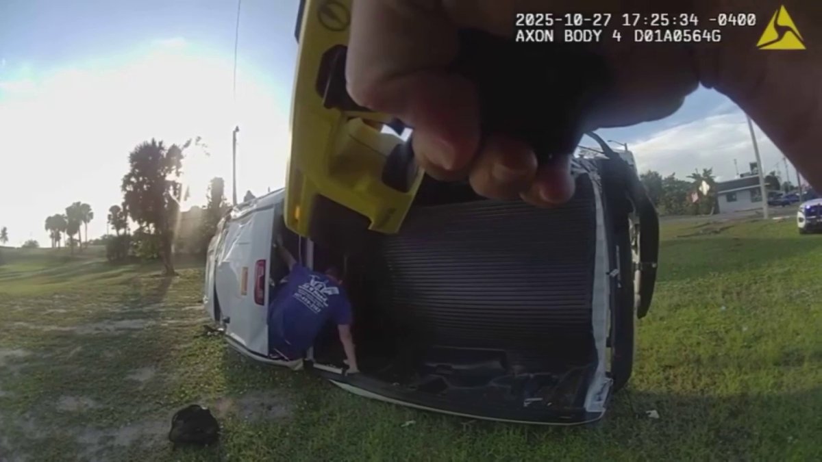 Bodycam shows reckless driving suspect getting out of overturned U-Haul ...