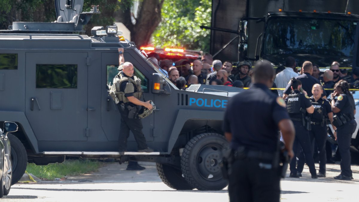 What we know about suspect who shot 2 Miami officers: Police – NBC 6 ...