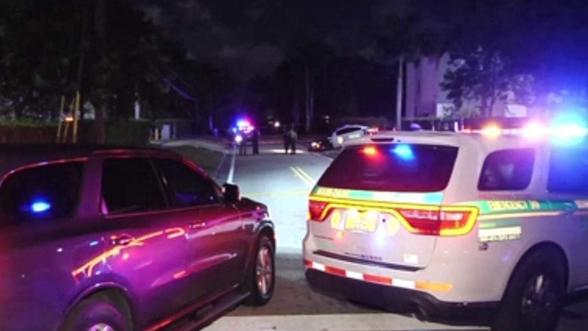 2 shot near Golden Glades Interchange, video shows car left with bullet ...