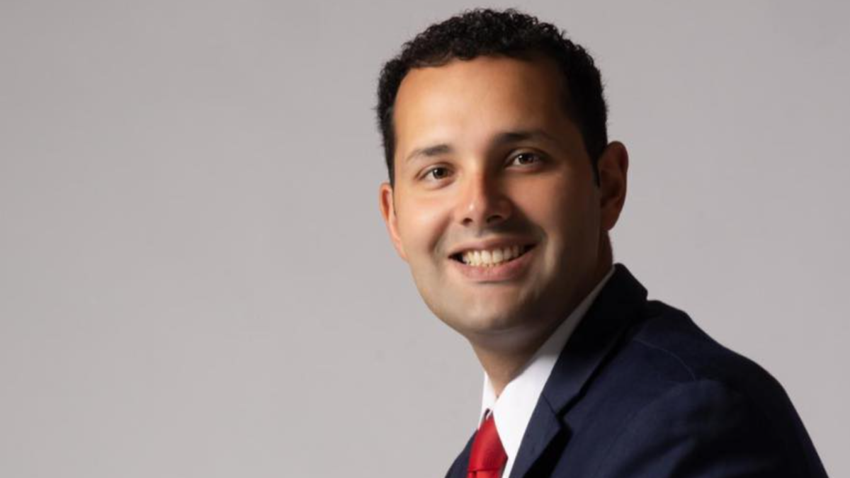 Bryan Calvo, 27, elected as Hialeah mayor, reflecting voters’ desire ...