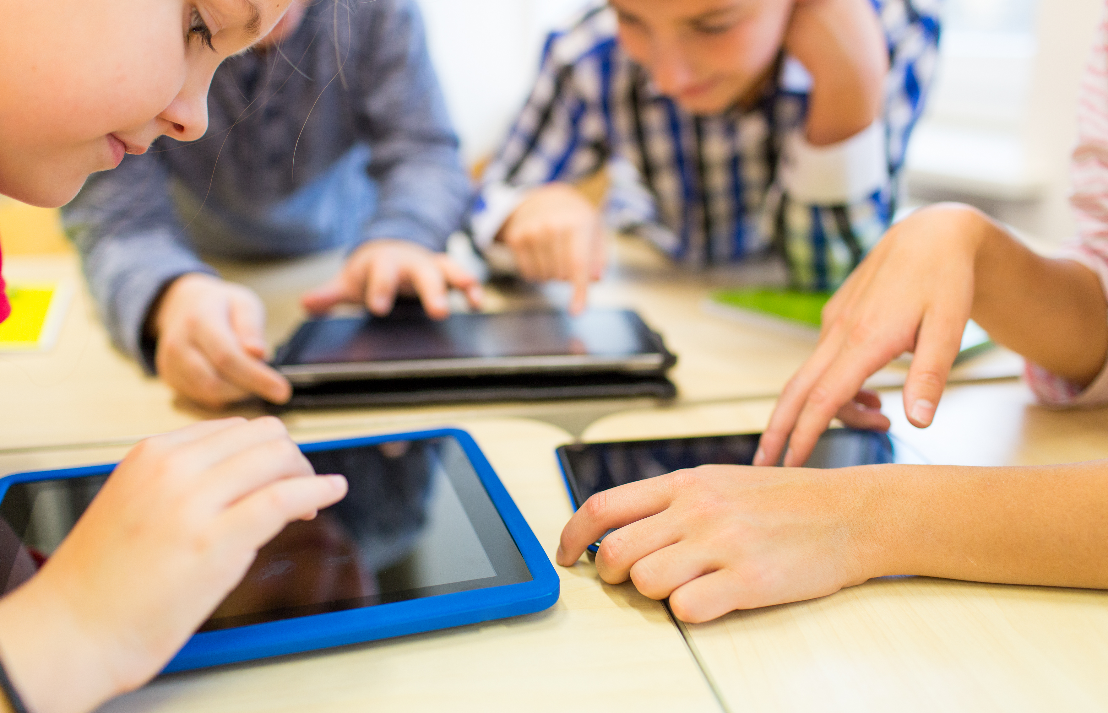 LA parents say school-issued iPads and Chromebooks cause chaos – NBC 6 ...